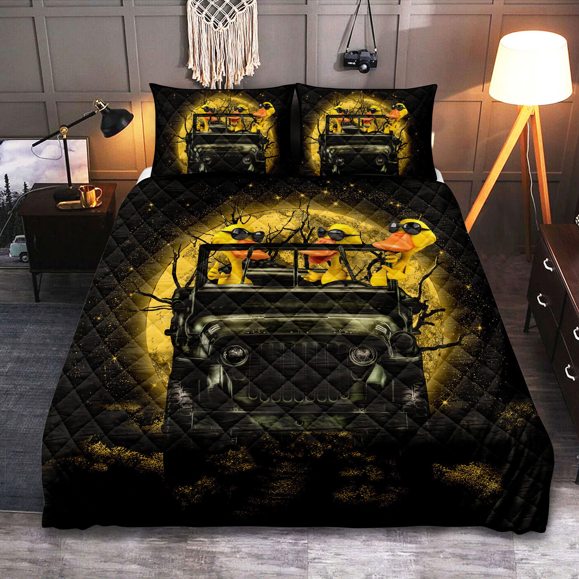 Funny Ducks Drive Jeep Funny Anime Moonlight Halloween Quilt Bed Sets